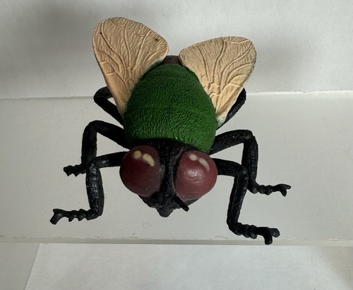 Realistic Large Plastic Fly Bug Insect | eBay