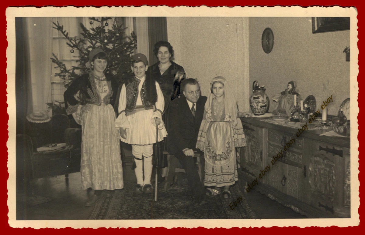 Traditional Greek Family