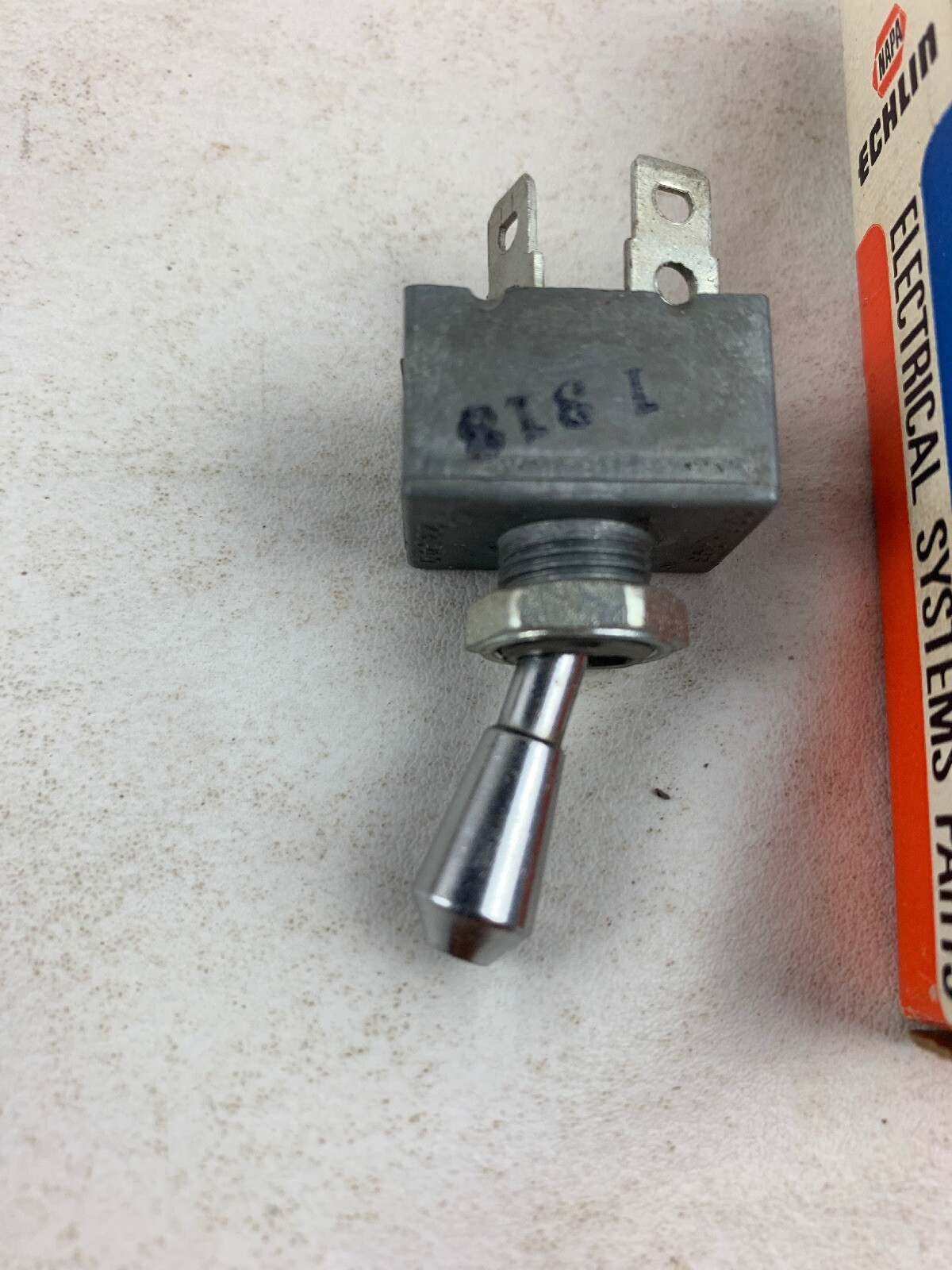 One Genuine Napa Echlin Toggle Switch TG6139 On/off 2 Position for sale ...