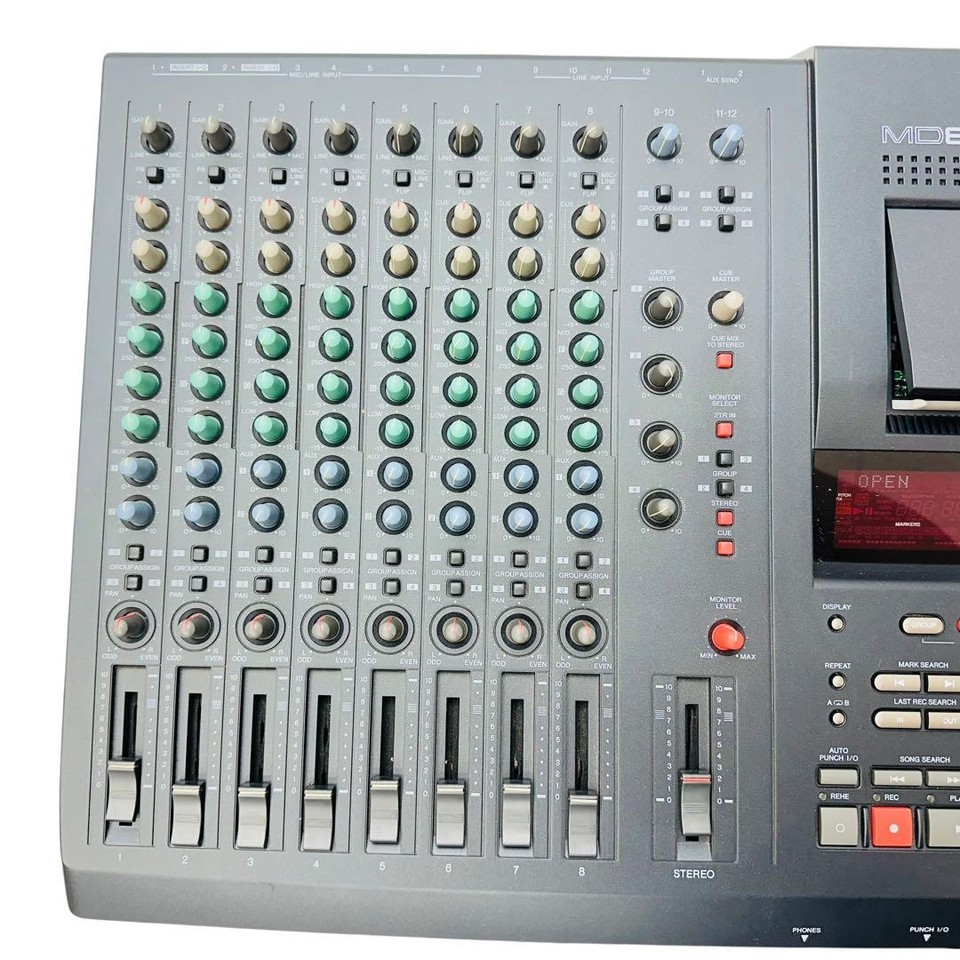 YAMAHA MD8 8-track Multitrack Mini Disc MD Recorder Black Tested w ...