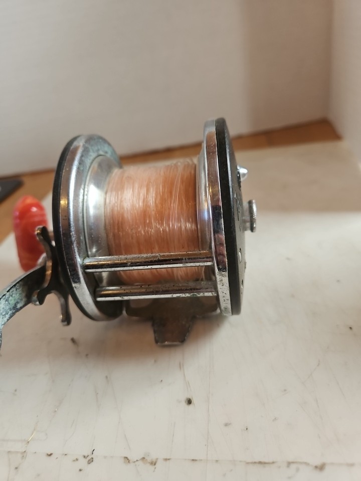 VINTAGE PENN LONG BEACH #65 SALTWATER FISHING REEL USA BLACK . red ...
