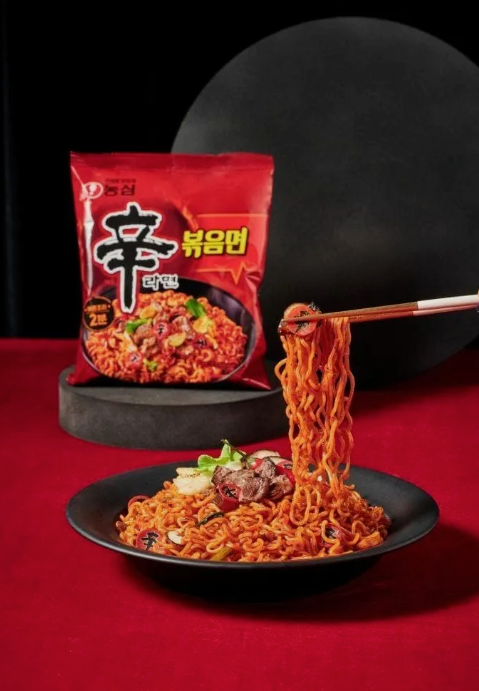 Nong Shim SHIN Ramyun Stir Fry & Kimchi Spicy Ramen Noodles (Pack of 10 ...