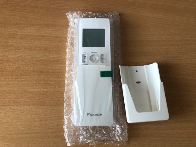 Daikin ARC466A33 Infrared Controller With Batteries. for sale online | eBay