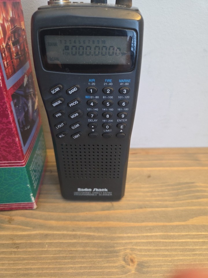 Radio Shack VINTAGE PRO-51 Hyper Scan 200 Channel Portable Scanner | eBay