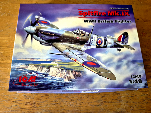 ICM Model SPITFIRE Mk.IX Kit #48061 | eBay