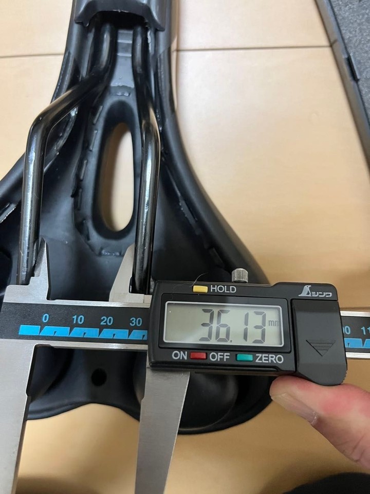 Saddle Road Bike Thick Black Bicycle Used Indoor Trainer Aichi ...