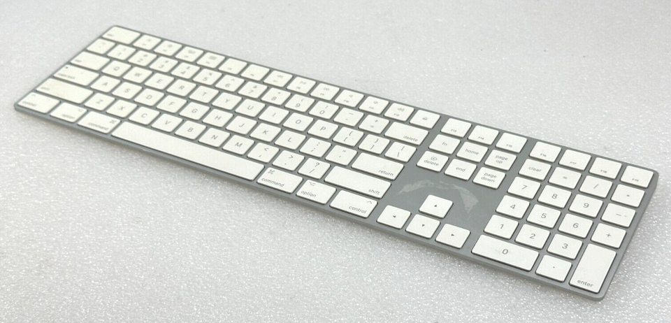 LOT OF 3 GENUINE Apple Magic Keyboard with Numeric Keypad A1843 FREE ...