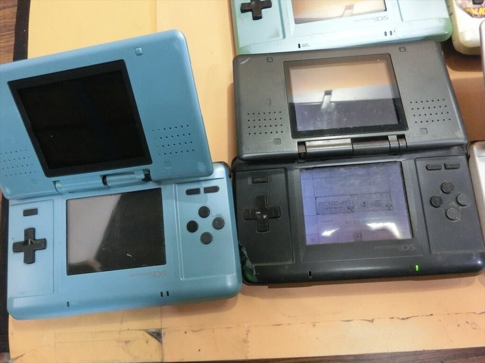 Nintendo DS Console Random color lot 5 10 Japanese Junk for parts | eBay
