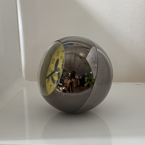 Vintage TOZAJ Smiley Face Round Ball Quartz Alarm Clock Black Metallic ...