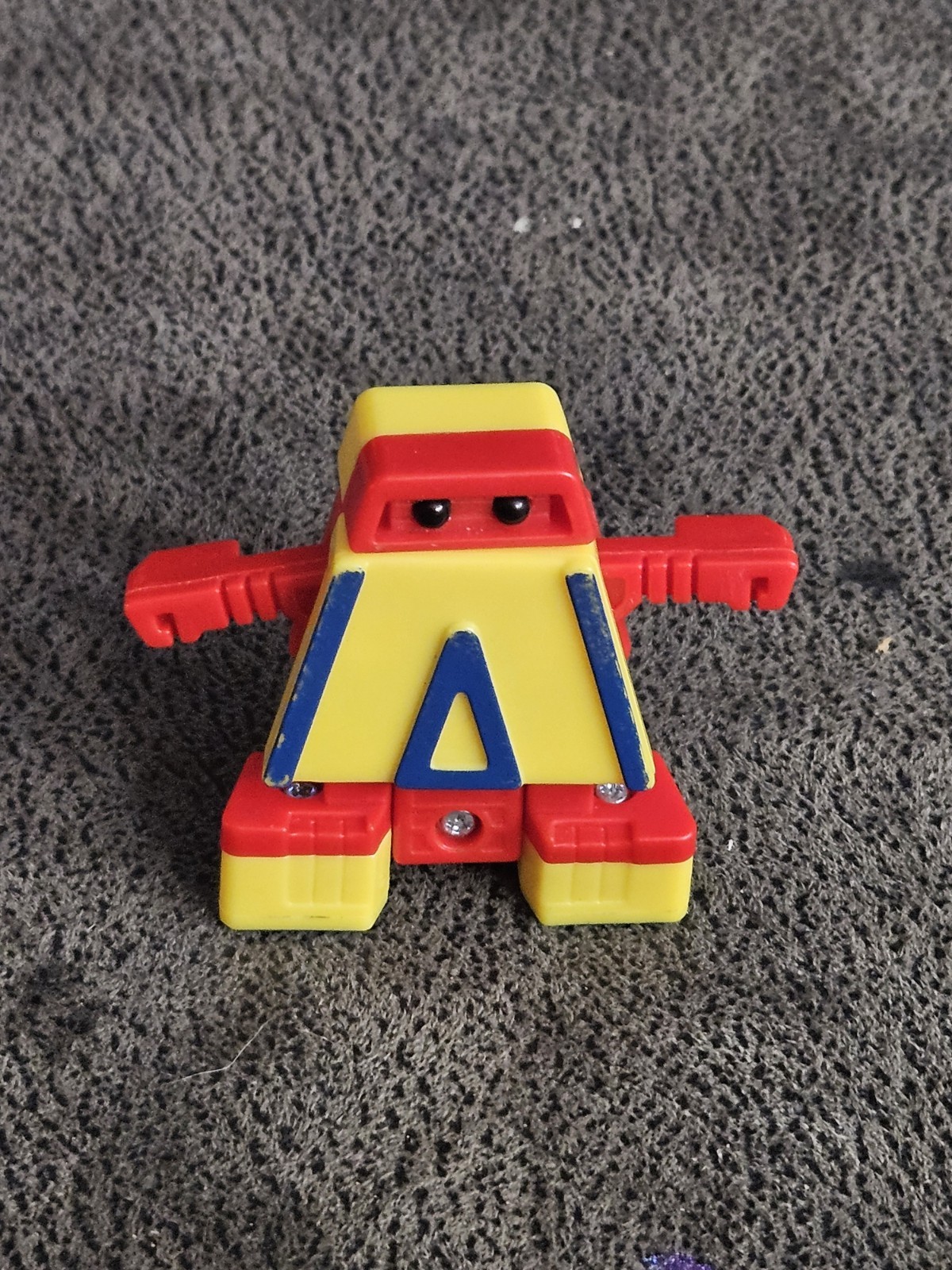 Alpha-Bots Alphabet Transforming Letter A Action Figure Lakeshore Toys ...