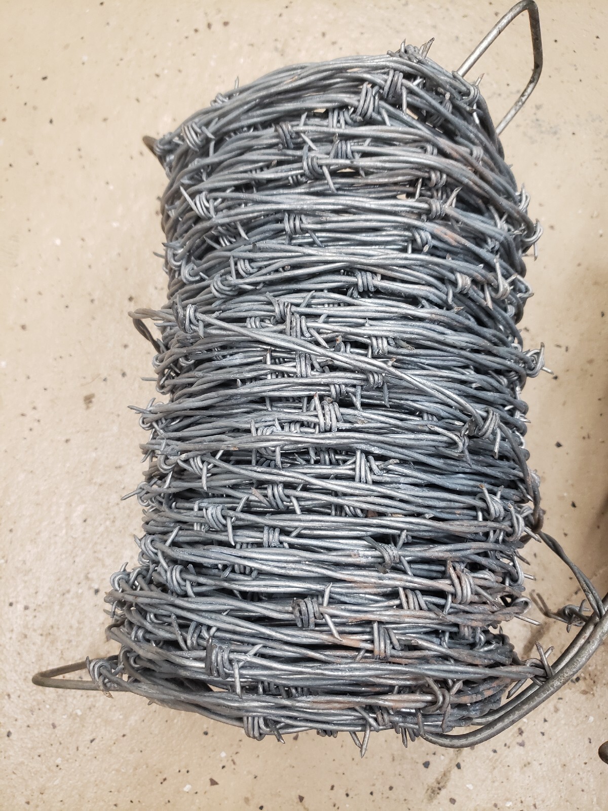 4-Point Barbed Wire Roll w/ 5" Coil Spacing- Class 3 Barbed Wire 300ft long | eBay
