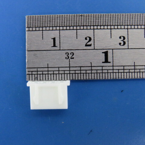 JST Sales America Inc. XHP-4 Qty of 67 per Lot 4 POSITION Rectangular ...