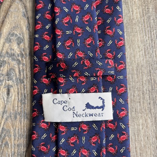 Cape Cod Neckwear Luxury Narrow Tie Navy/Red Crabs Pattern Print Silk ...