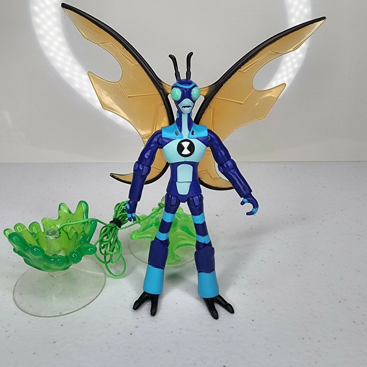 Ben 10 Omniverse Stinkfly Toy