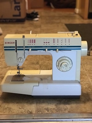 Vintage Singer Electric Sewing Machine Model CM-17 C | eBay