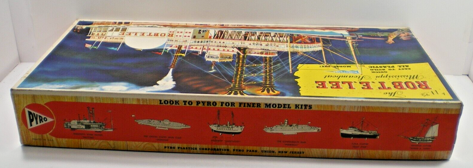 PYRO PLASTICS KIT#237 THE MISSISSIPPI STEAMBOAT MODEL KIT-ORIGINAL 1958 ...
