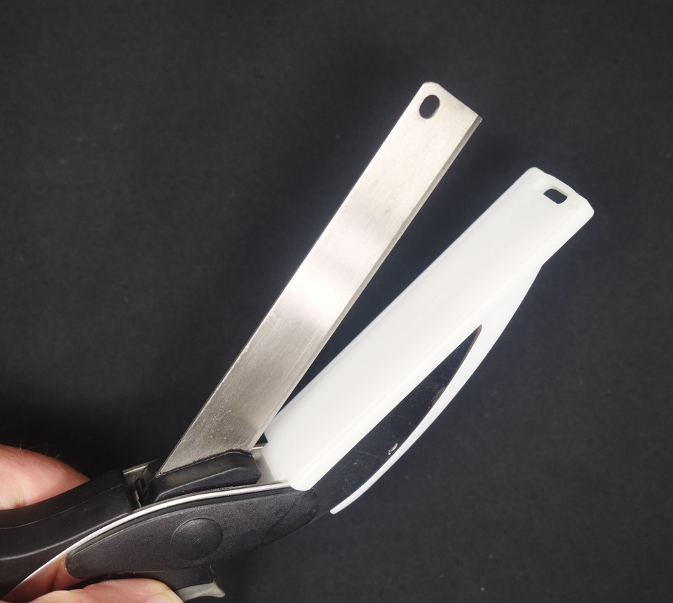 Clever Cutter 2in1 Knife Cutting Board Scissors Chops Veggies Slicer ...