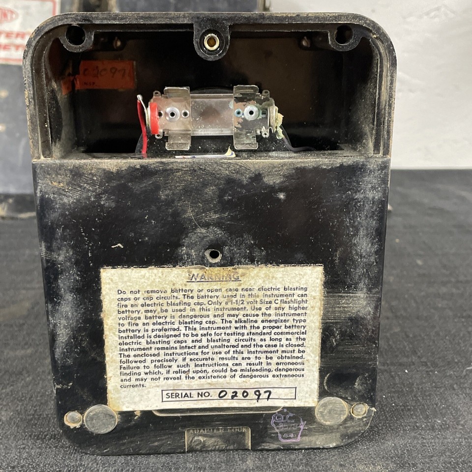 Vintage DuPont Model 101 Blaster's Multimeter + Leads Leather Case | eBay