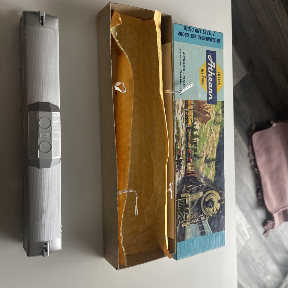 HO Scale New Haven RDC-1 RTR Dummy – Un-Powered Budd Railcar | eBay