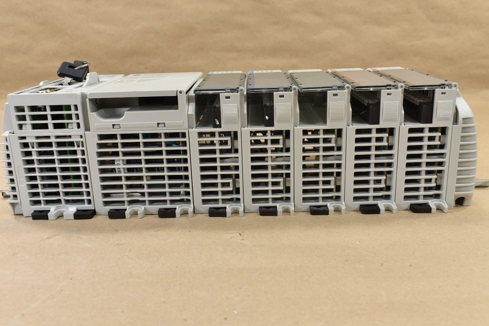 Allen-Bradley CompactLogix 1769-L32E, Ethernet Controller w/ several I ...