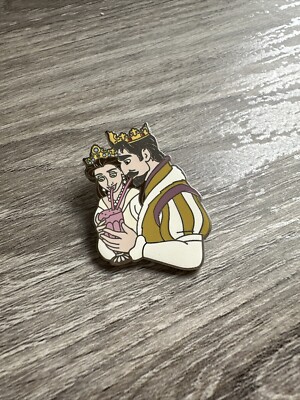 King and Queen of Corona LE 500 PTD Tangled Disney Pin | eBay