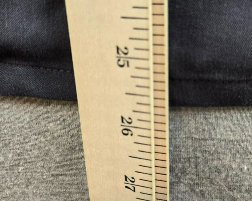 FIGS Casma Womens Three-Pocket Scrub Top in Graphite Size S V Neck ...