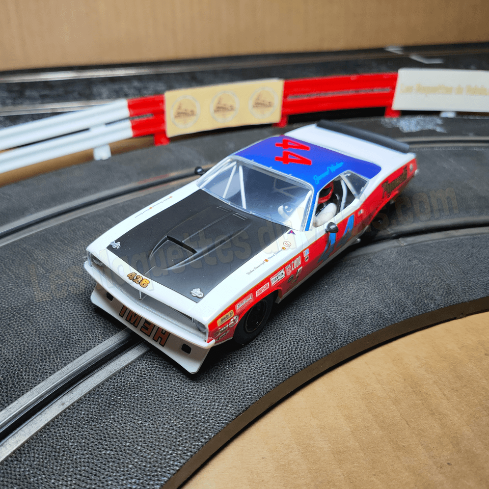 Plymouth Barracuda - Spa Classique d’été 2023 - 1:32 - SCALEXTRIC C4525 ...