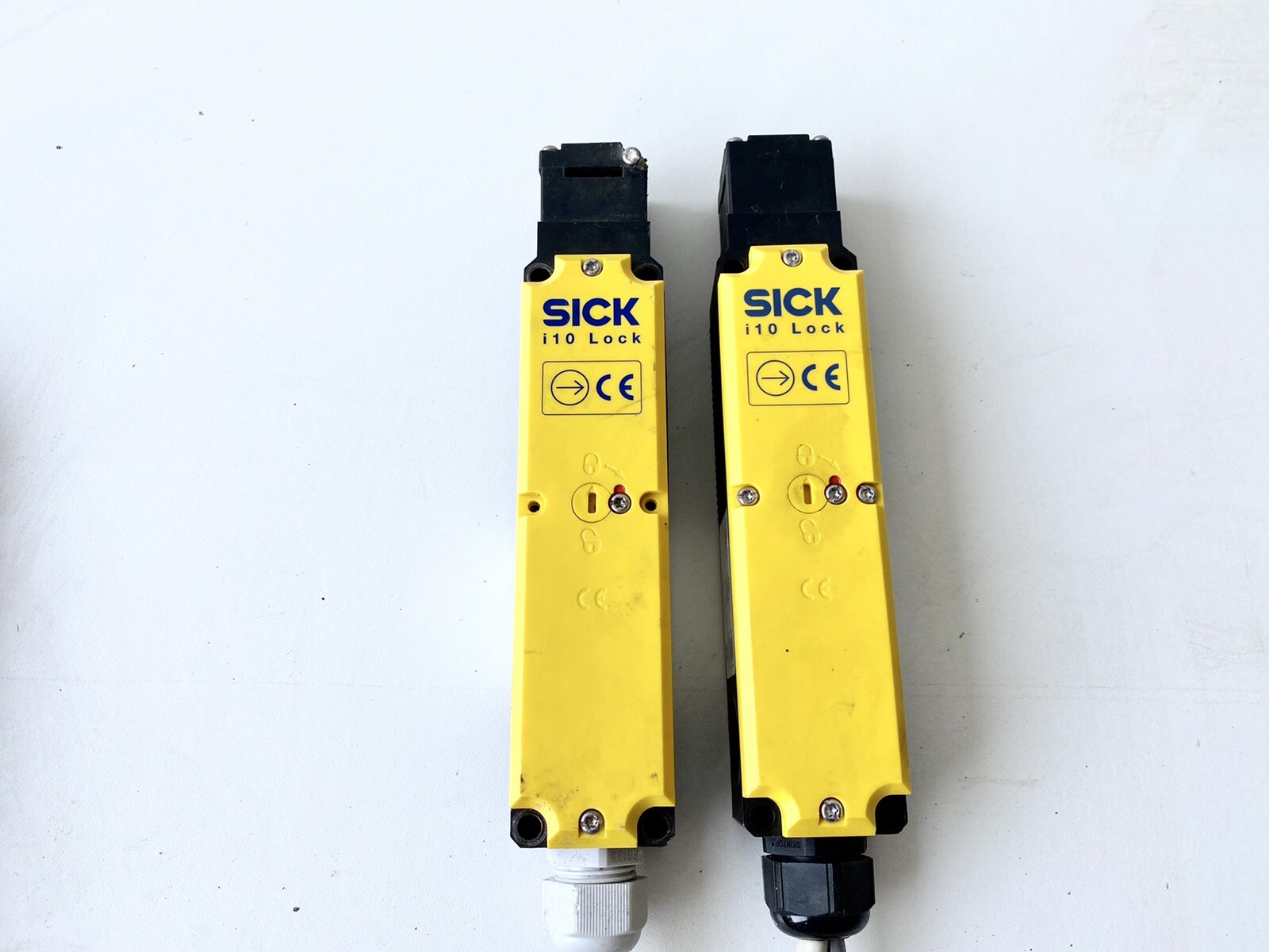 Lot Of 2 Sick I10 M0233 Safety Switch Locking Device I10 Series Mech