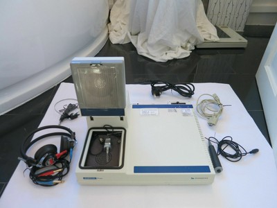 Otoscopes - Otometrics Audiometer Hearing Tester