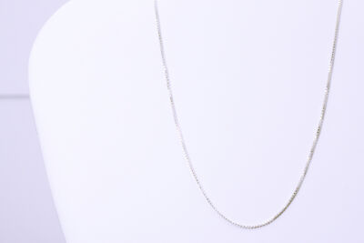 925 Sterling Silver 20" Long Box Chain Necklace 3 Grams (NEC5131) | eBay