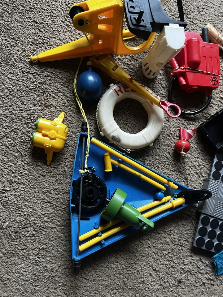 VINTAGE Hasbro GI Joe 12” Action Figure Adventure Team Accessories And ...