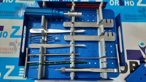 Locking Small Fragment Instrument set with Titanium grade 5 screws (323 ...