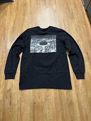 BRAND NEW Supreme Akira Neo-Tokyo L/S T-Shirt - Black BRAND NEW Supreme Akira Neo-Tokyo L/S T-Shirt - Black