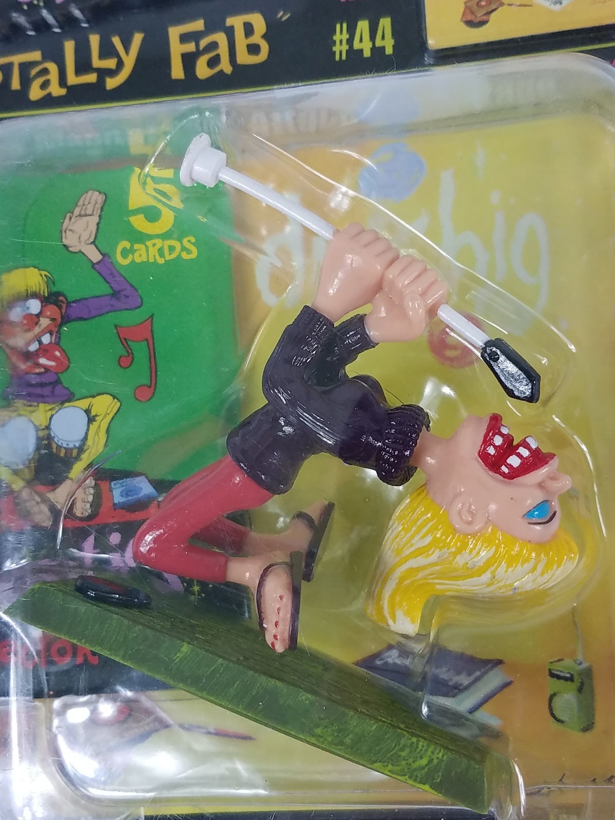 Frantics collectable cards & # 44 Frantic Cats figure on stage 2007 by ...