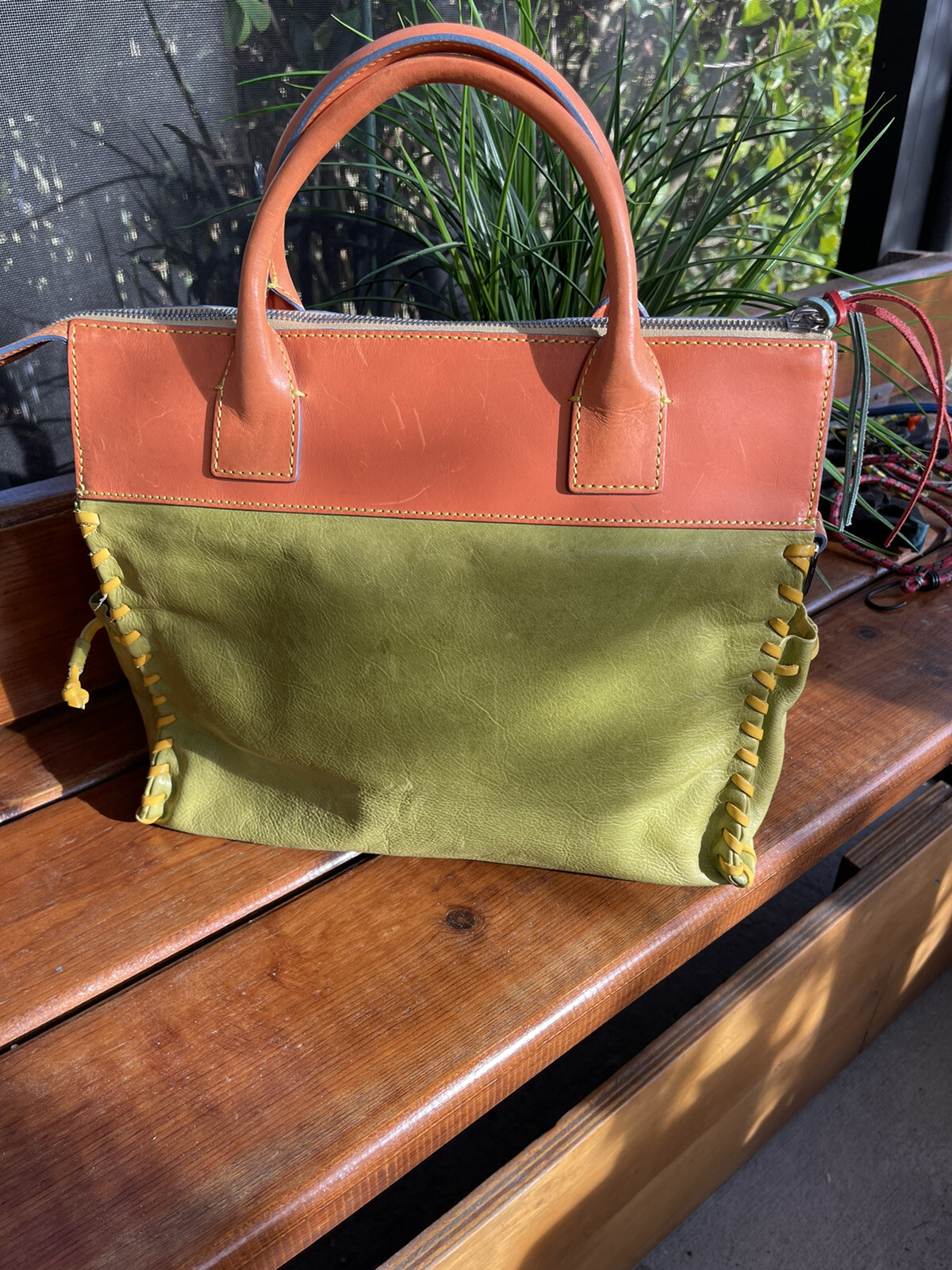 Dooney & bourke western - Gem