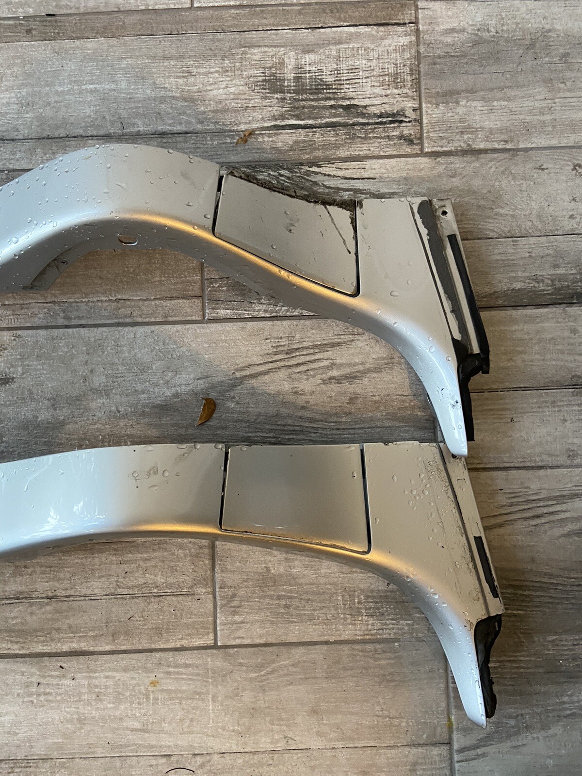 Pontiac Solstice/Saturn Sky 06-09 Tulip panel with Flaps READ ...