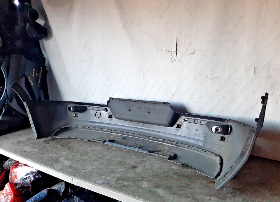 2018 - 2023 VOLVO XC40 REAR LOWER BUMPER COVER VALANCE PANEL OEM | eBay