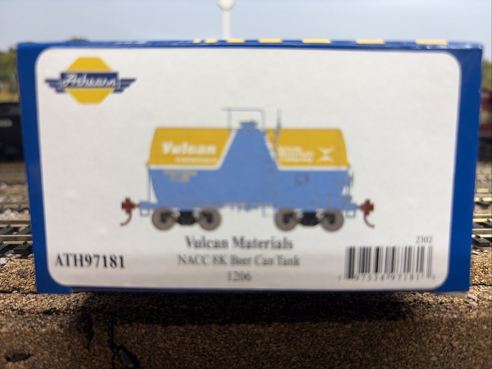 Athearn #97181 HO “Vulcan Materials” NACC 8K beer can tank car Rd.#1206 ...