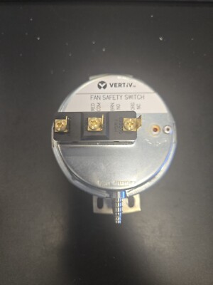 Emerson Liebert Fan Safety Switch RFS-4400-053 Cleveland Controls P/N ...