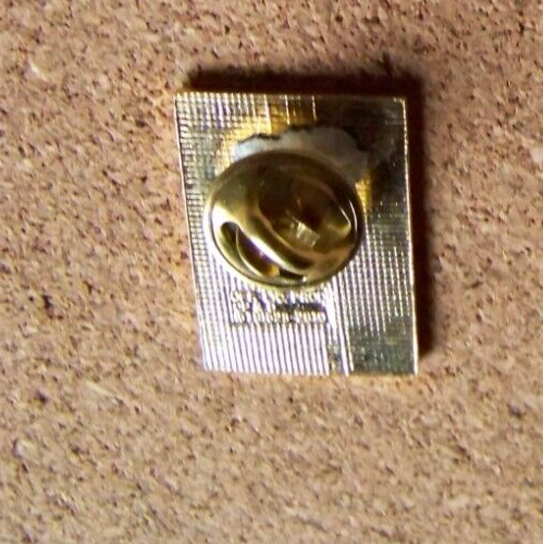 Chicago Cubs Die Hard Fan lapel pin round logo MLB | eBay