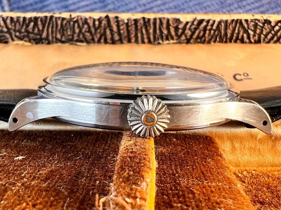 Iwc vintage watch.Original and iconic Portuguese model.Ref 325 Vintage ...