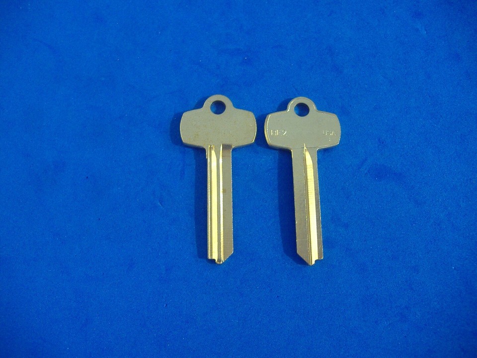 LOT OF 25 LOCKSMITH BE2 KEY BLANKS FITS BEST A KEYWAY BRASS MADE IN USA ...