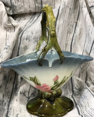 HULL POTTERY BASKET WITH HANDLE " WOODLAND " PATTERN W 22 - 10 1/2” | eBay