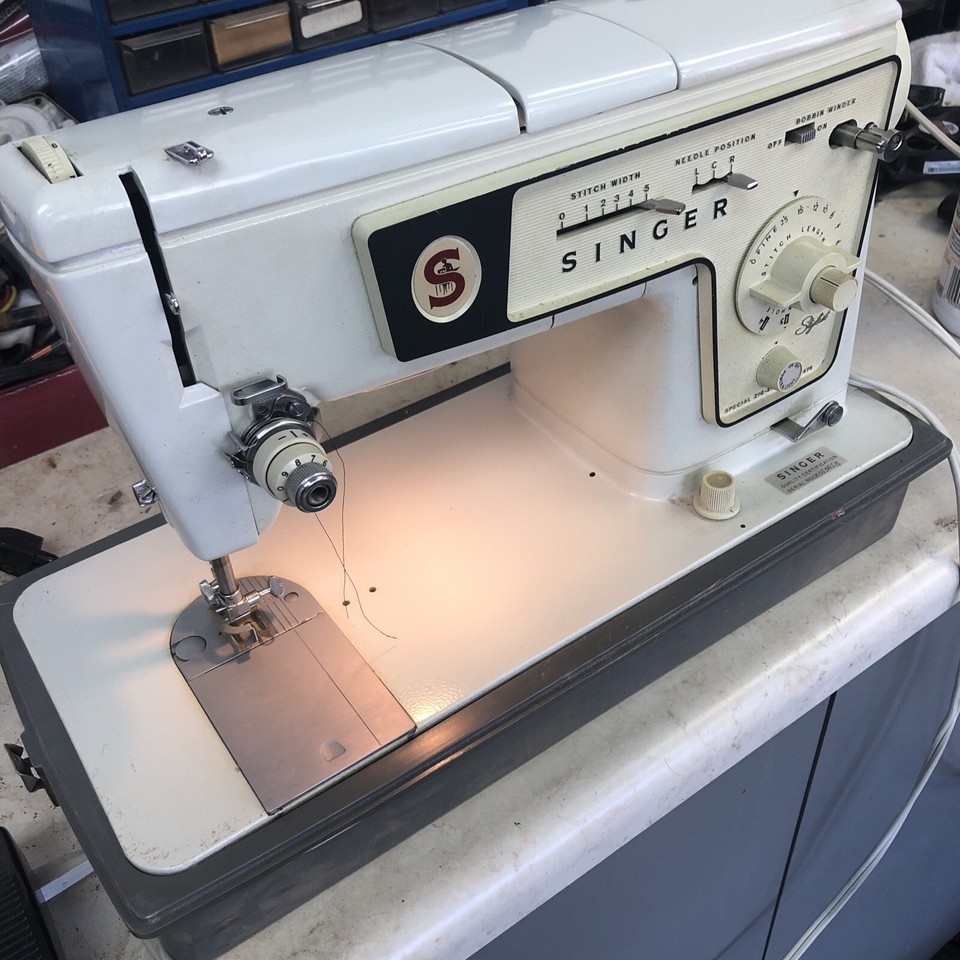 VINTAGE CLASSIC SINGER SPECIAL ZIG ZAG MODEL 478 SEWING MACHINE W ...