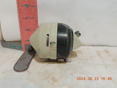 Zebco 404 Spincasting Reel Made In The USA. Green Trim Vintage Reel | eBay