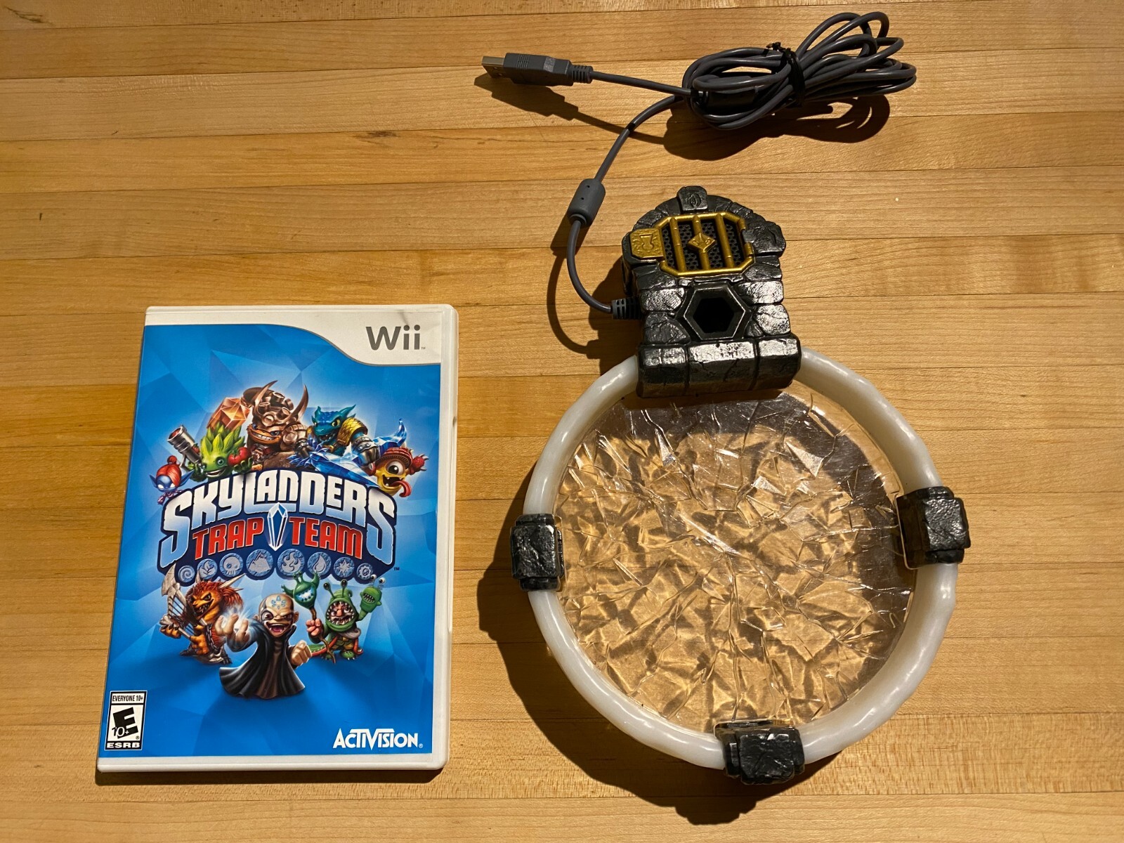 Skylanders Games & Activision Portal of Power - Nintendo Wii/Microsoft ...