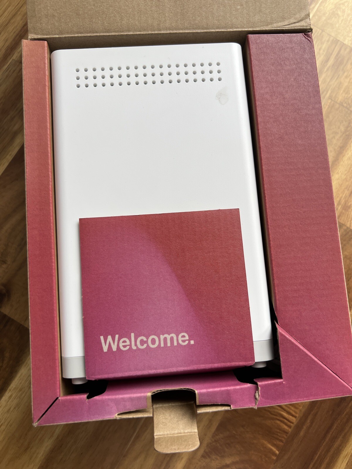 NEW Telstra Smart Modem Gen2 NBN Router with 4G Sim backup LH1000 Gen 2 ...