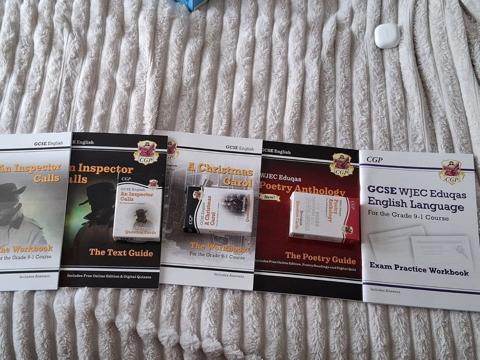 English GCSE Eduquas Books Bundle 5 + 3 Revision Question Flashcard ...
