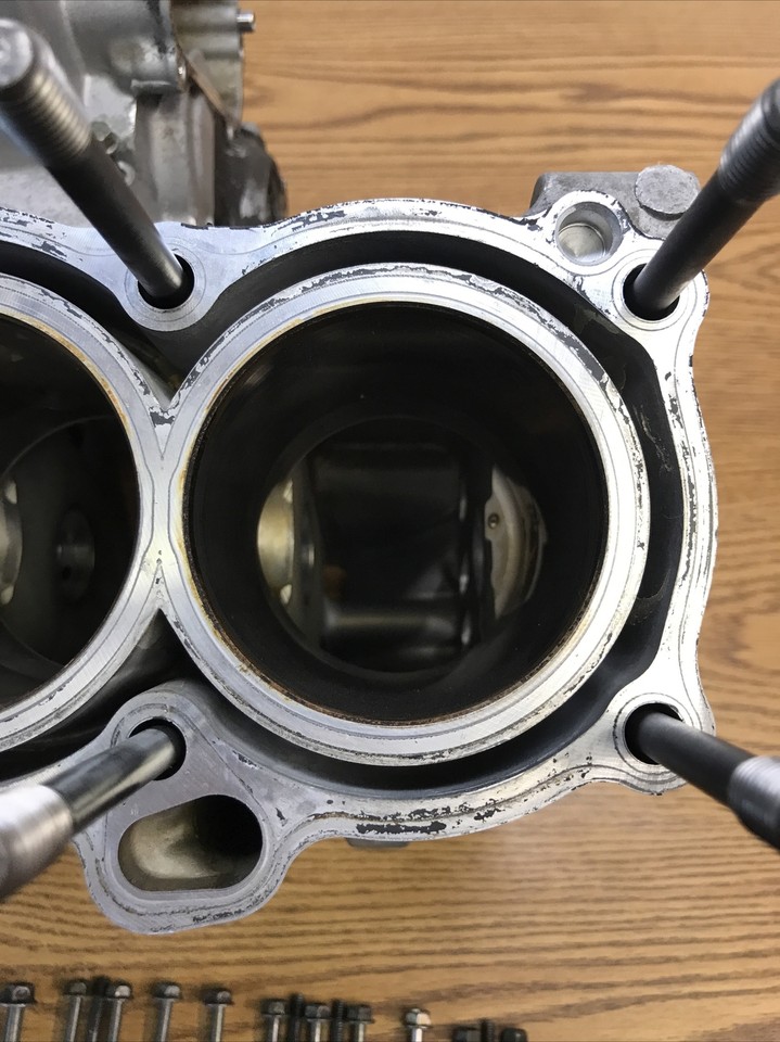 YAMAHA YZFR1 R1 2002-2003 CRANKCASE PART # 5PW-15100-00-00 | eBay