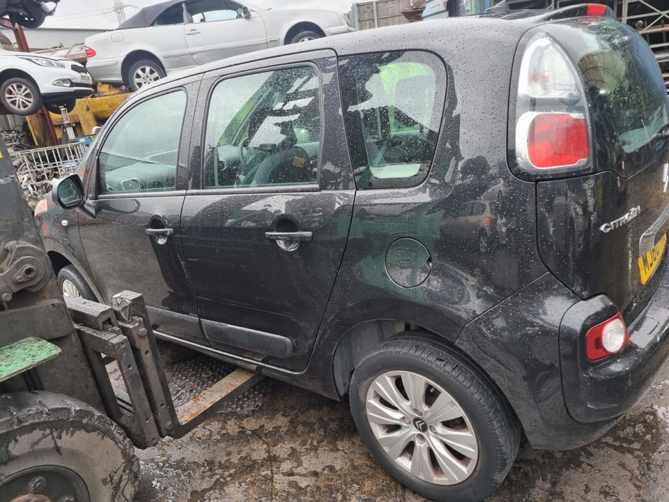 2009 - 2013 Citroen C3 Picasso MK1 - Tailgate In Black EXLD With Marks ...